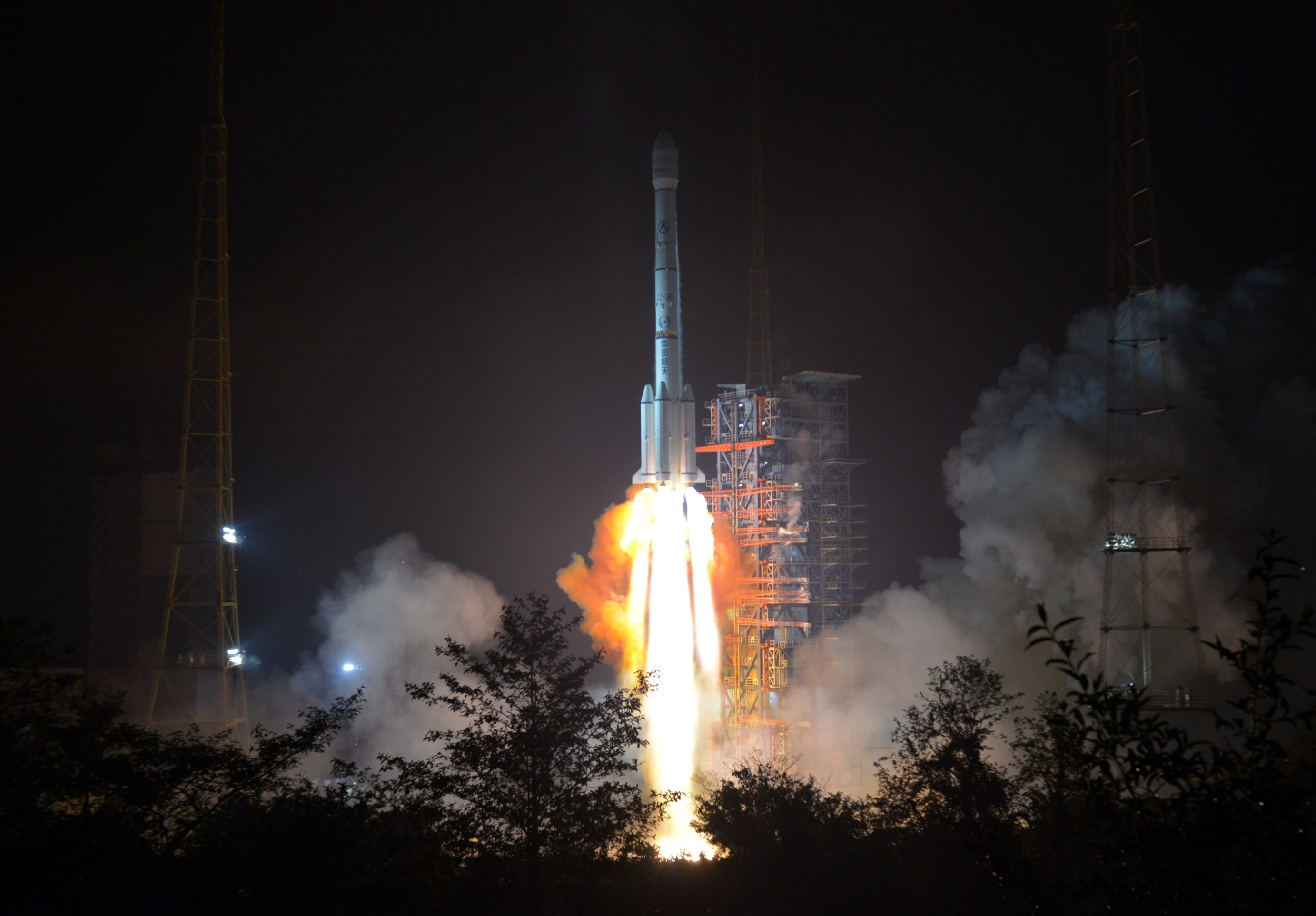 Lancement Réussi Du Satellite De Communication Apstar 6c East Pendulum